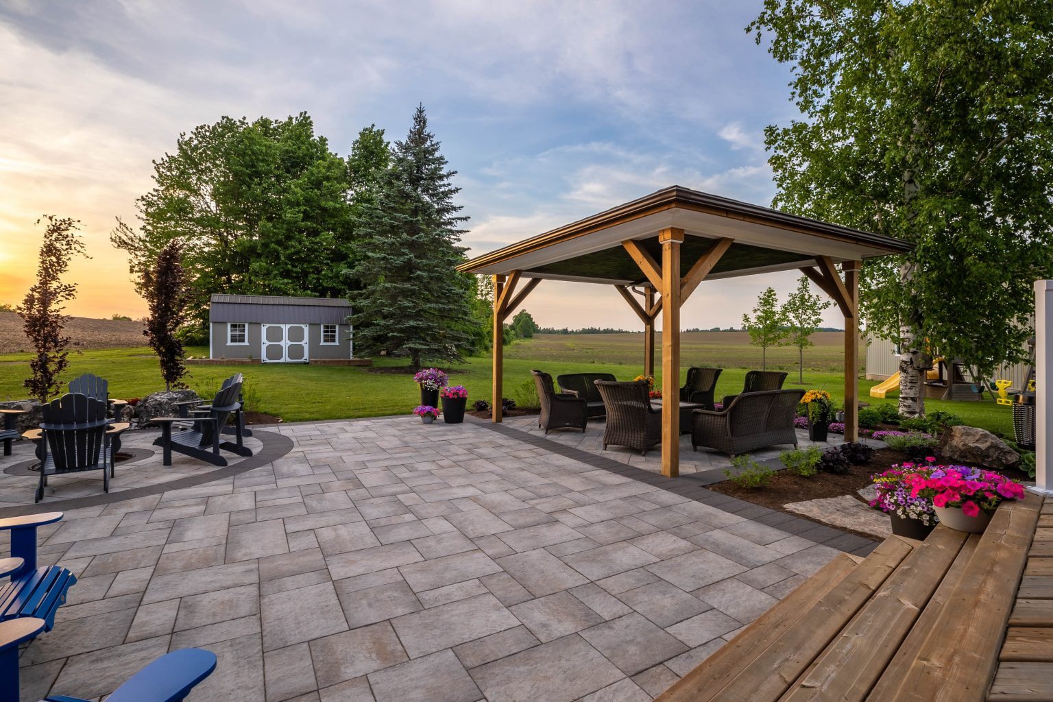 How Much Does a Backyard Interlock Patio Cost? | Creative Concepts ...